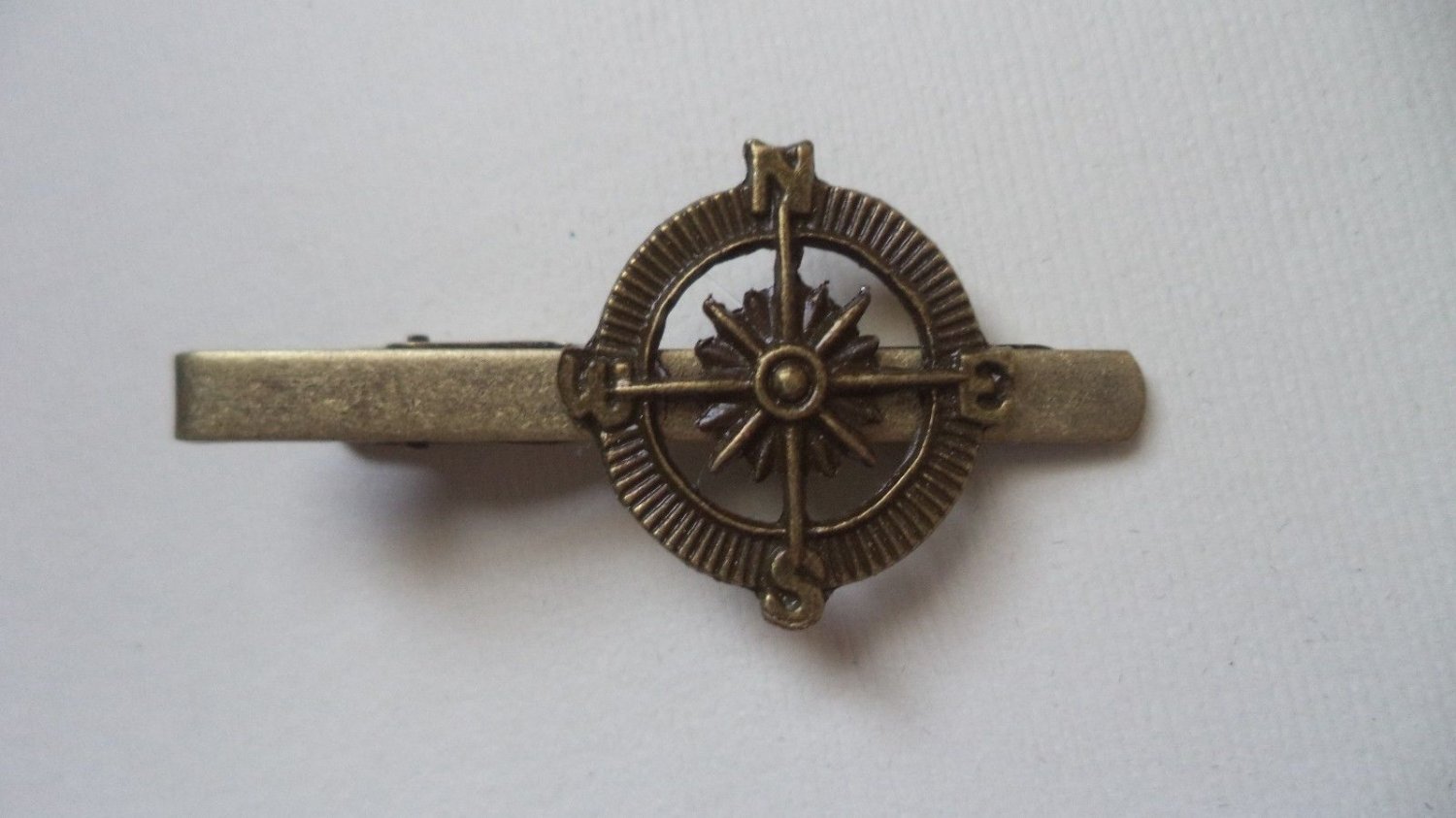 T015 Antique Bronze Compass Tie Clip Bar Pin Steampunk Altered Art