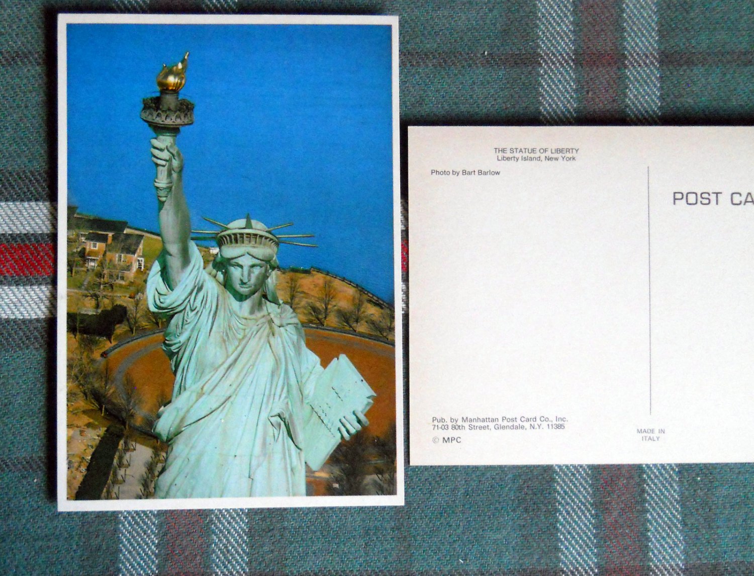 New York City STATUE OF LIBERTY POSTCARD