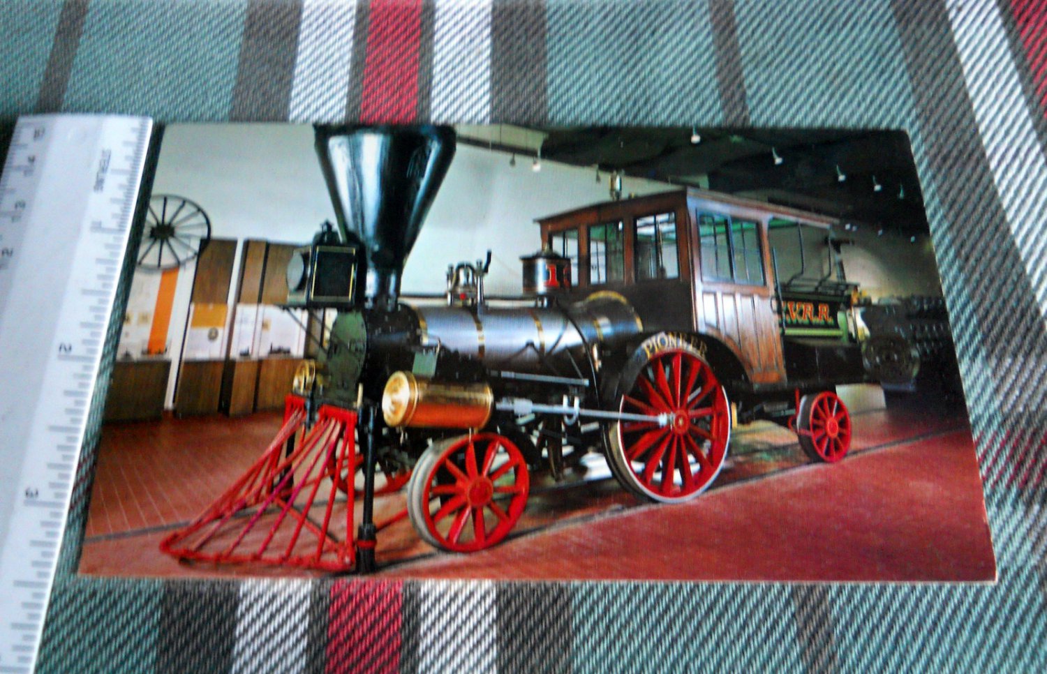 The Pioneer,locomotive @ Smithsonian InstituteWashington D.C. Postcard