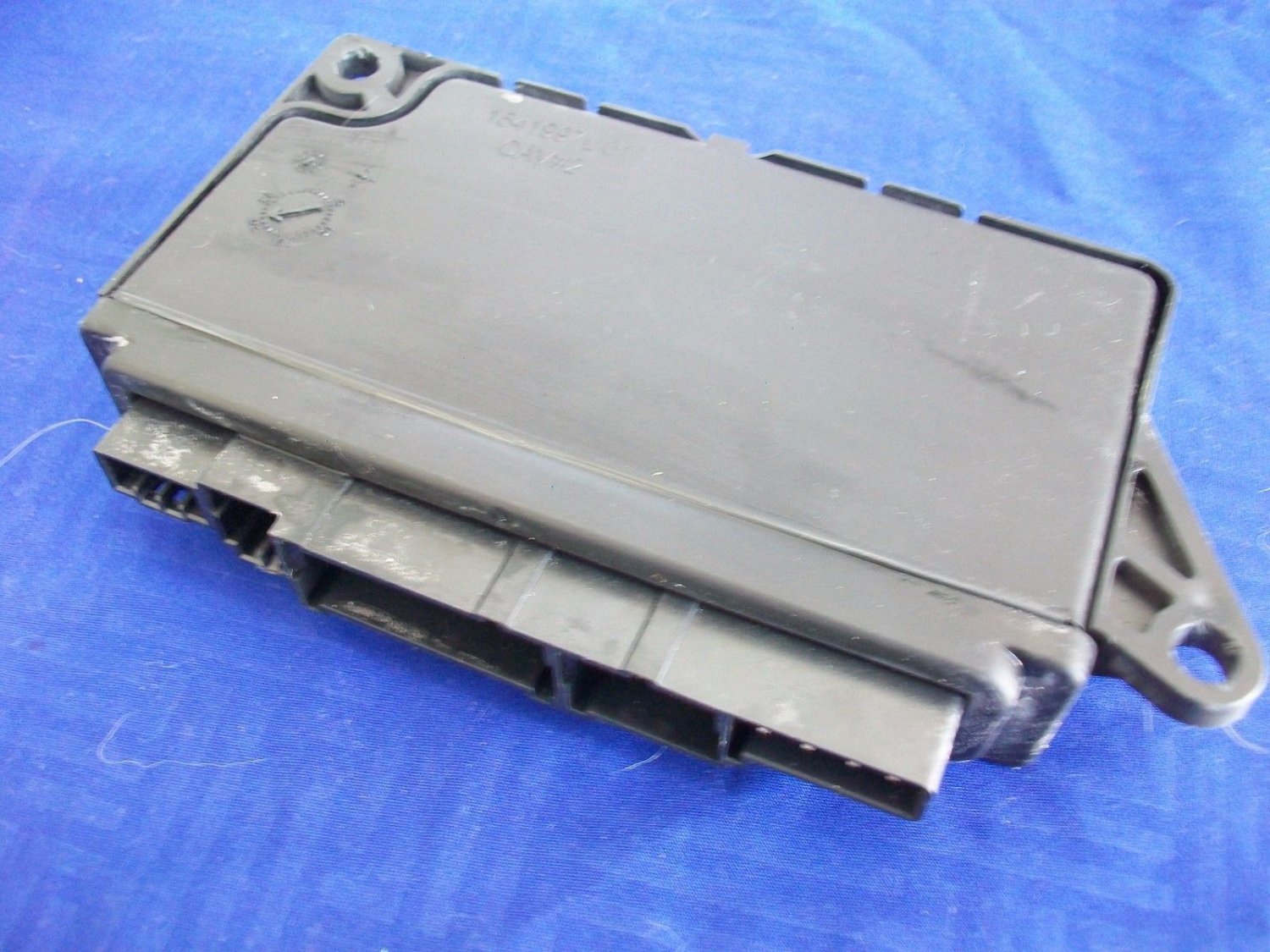 00 01 02 03 CADILLAC DEVILLE FRONT DOOR CONTROL MODULE # 25660942