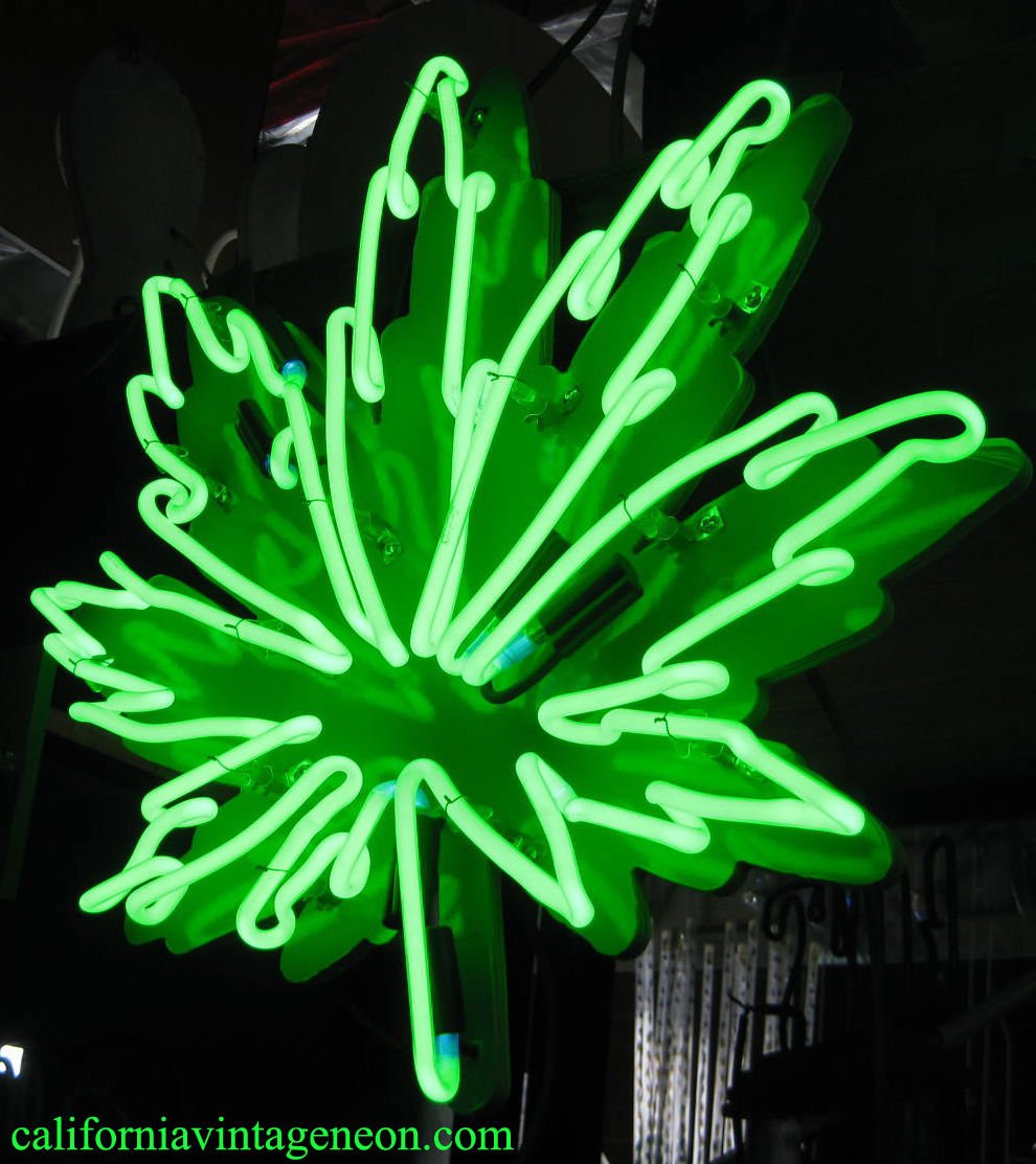 MARIJUANA LEAF Neon Sign / Pot Dispensary Decor / Recording Studio ARTWORK