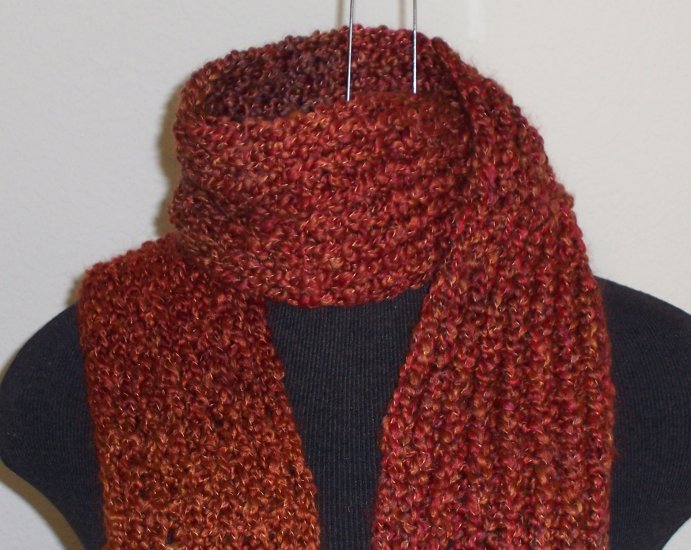 Auburn tonal boucle scarf with pockets!