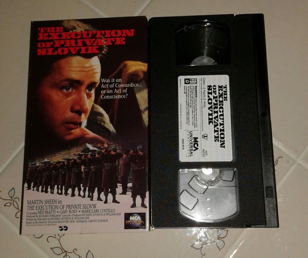 VHS The Execution of Private Slovik with Martin Sheen. Plays Great 100s ...