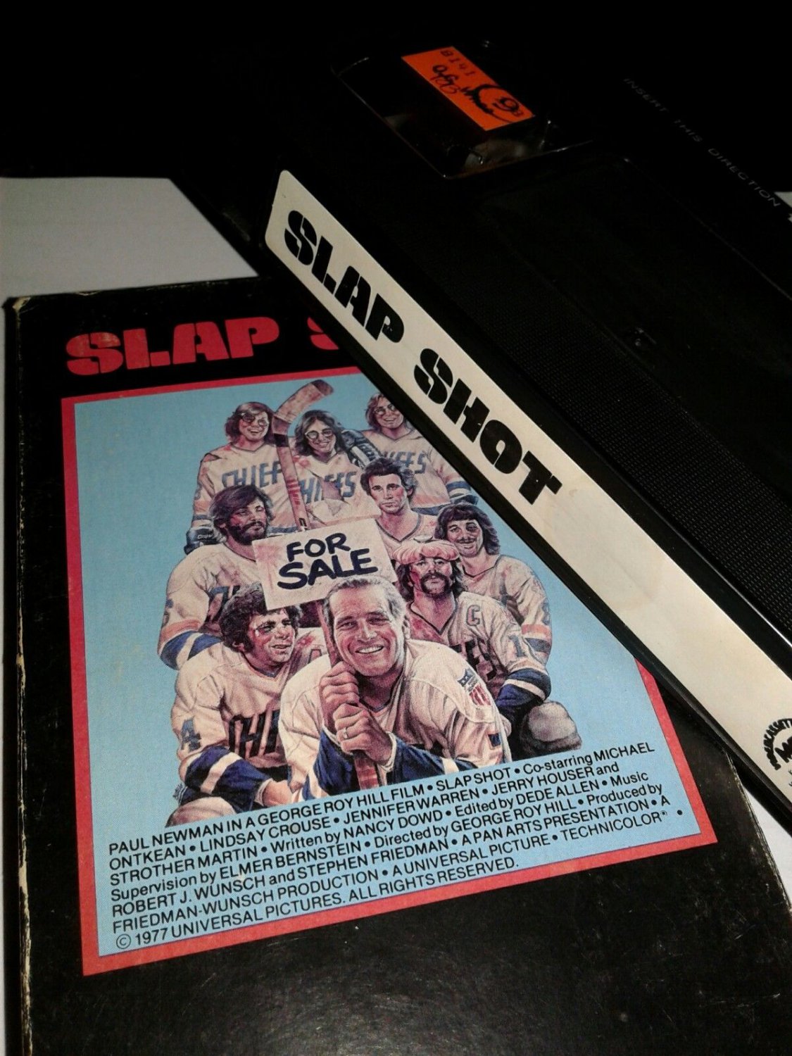 VHS SLAP SHOT VIDEO CASSETTE Paul Newman Jennifer Warren