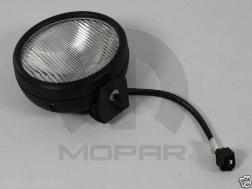 2005-06 Jeep Wrangler TJ Driving Fog Light MOPAR 55077917AC OEM Lamp