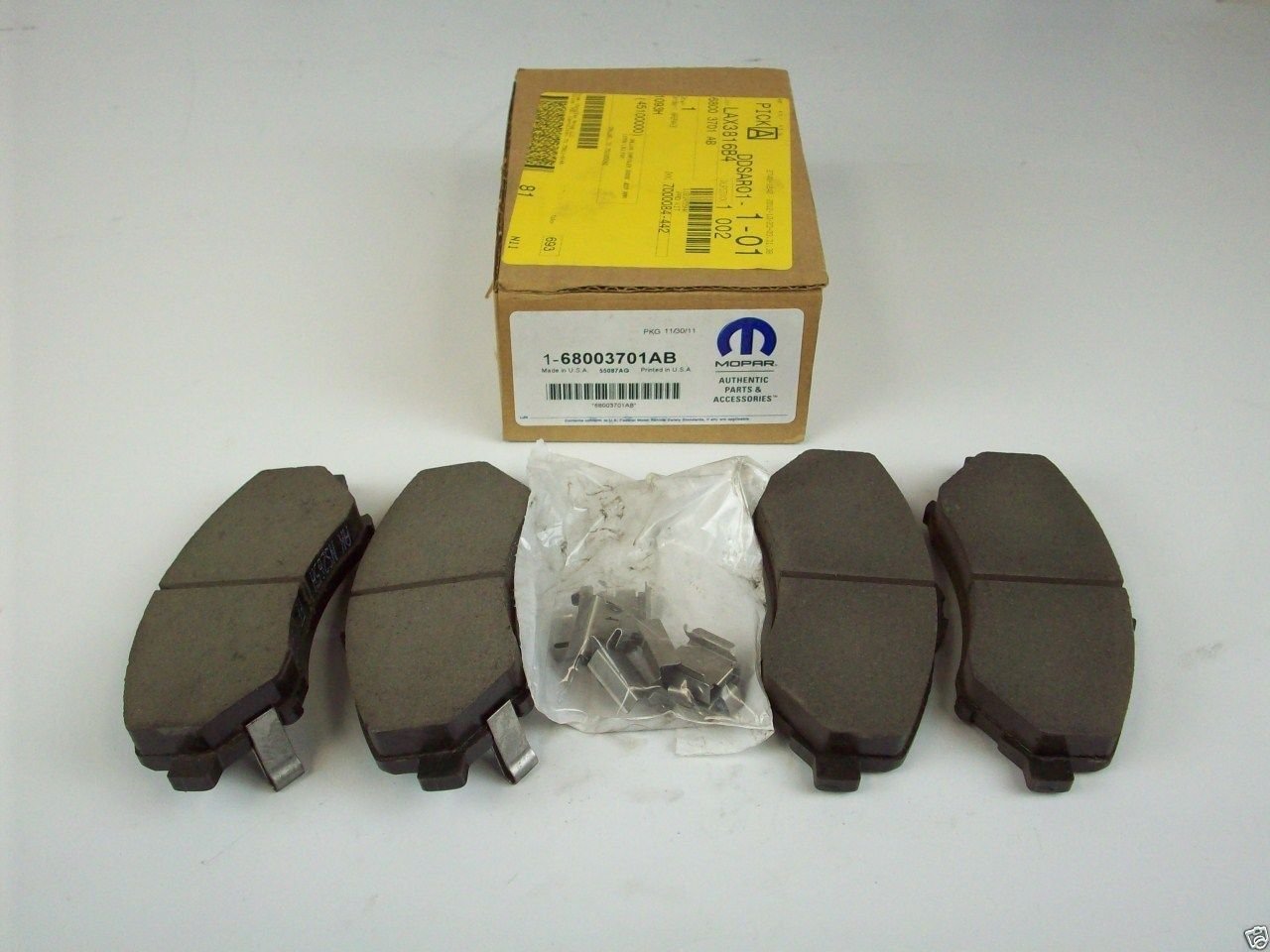 2007-16 Jeep Wrangler JK Front Disc Brake Pad and Hardware Kit MOPAR 68003701AB