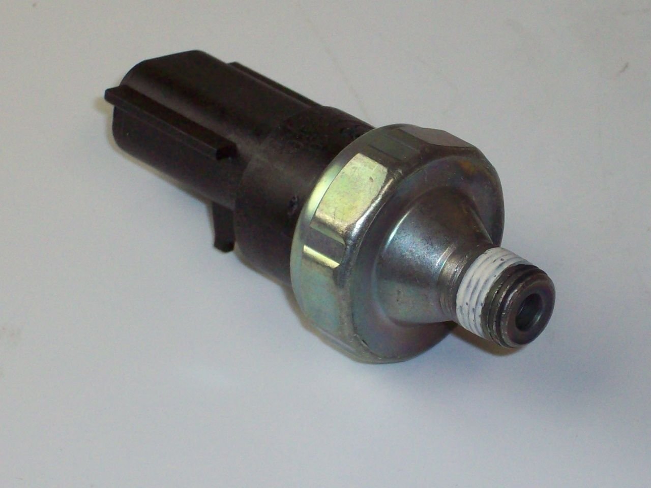 Chrysler Dodge Jeep Oil Pressure Switch Sending Unit 5149097AA Mopar OEM