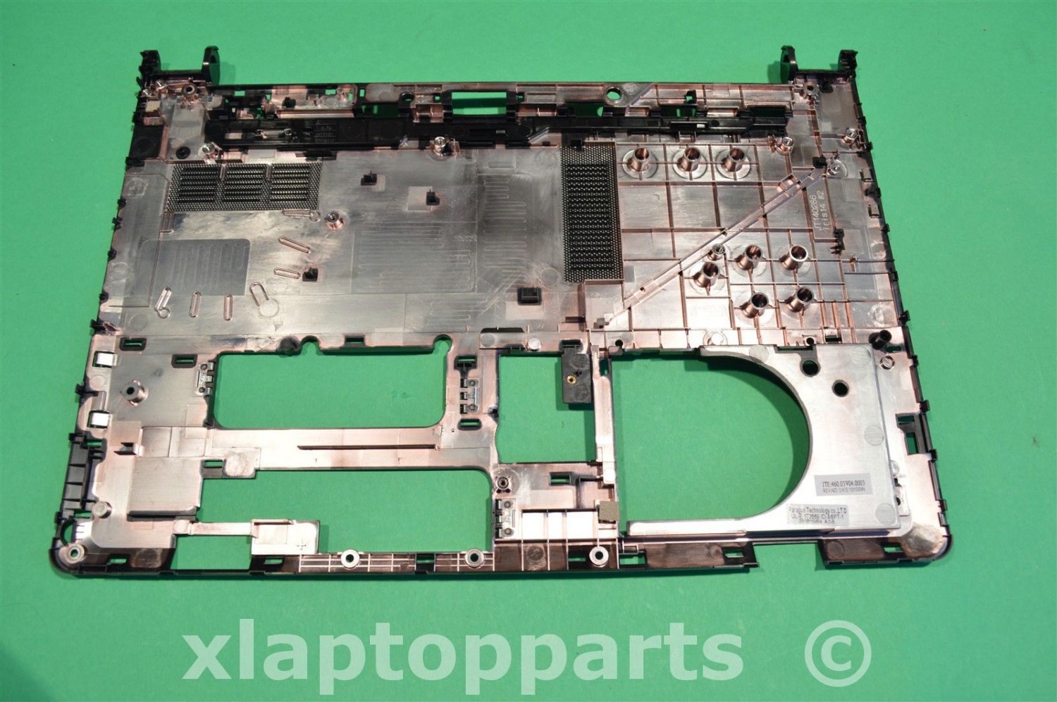 DELL INSPIRON 14 3878 BASE / BOTTOM CASE 0GK71K