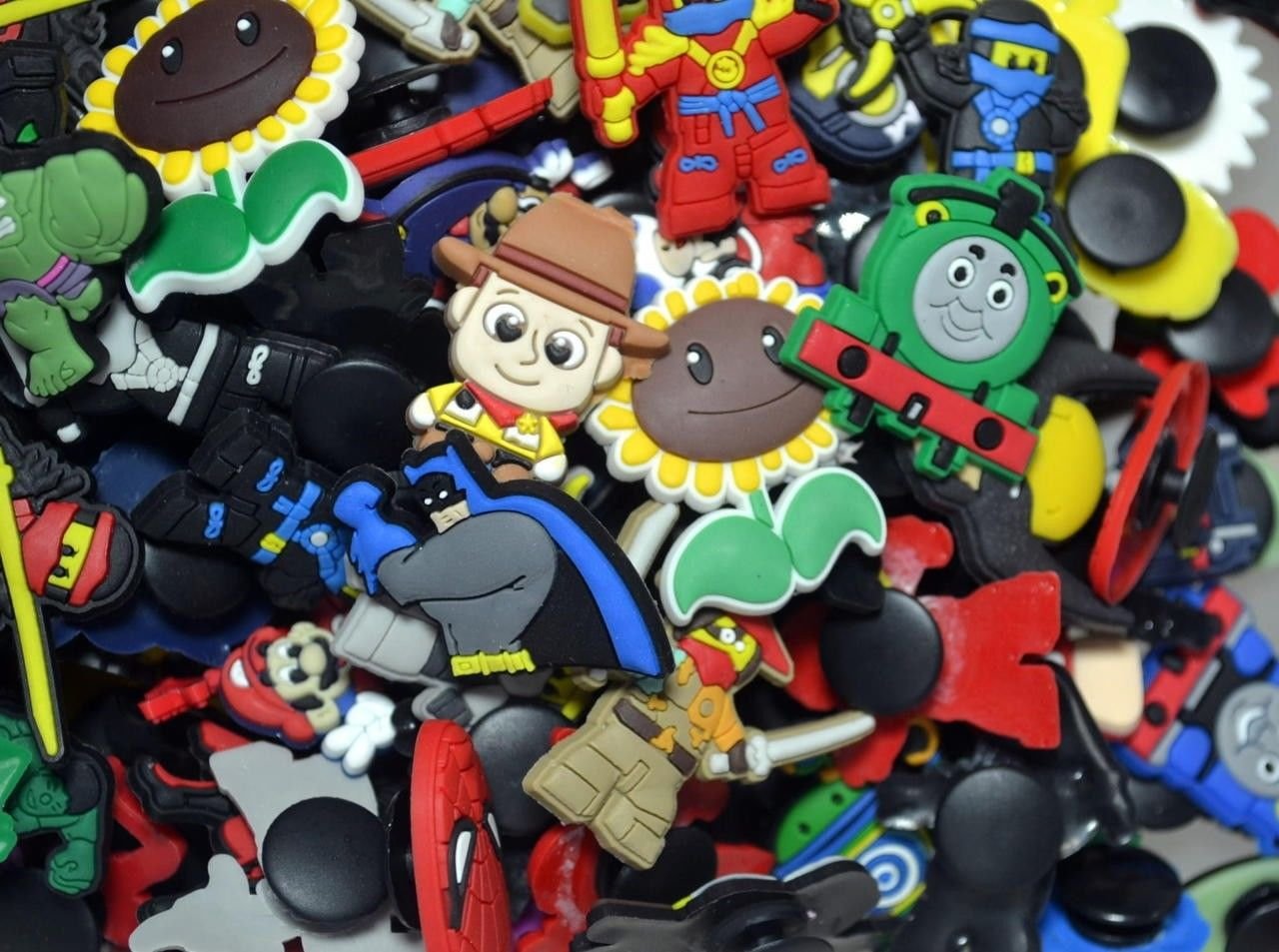 Boys Random 10 Pcs PVC Random Shoe Charms for Croc Shoes & Bracelet ...