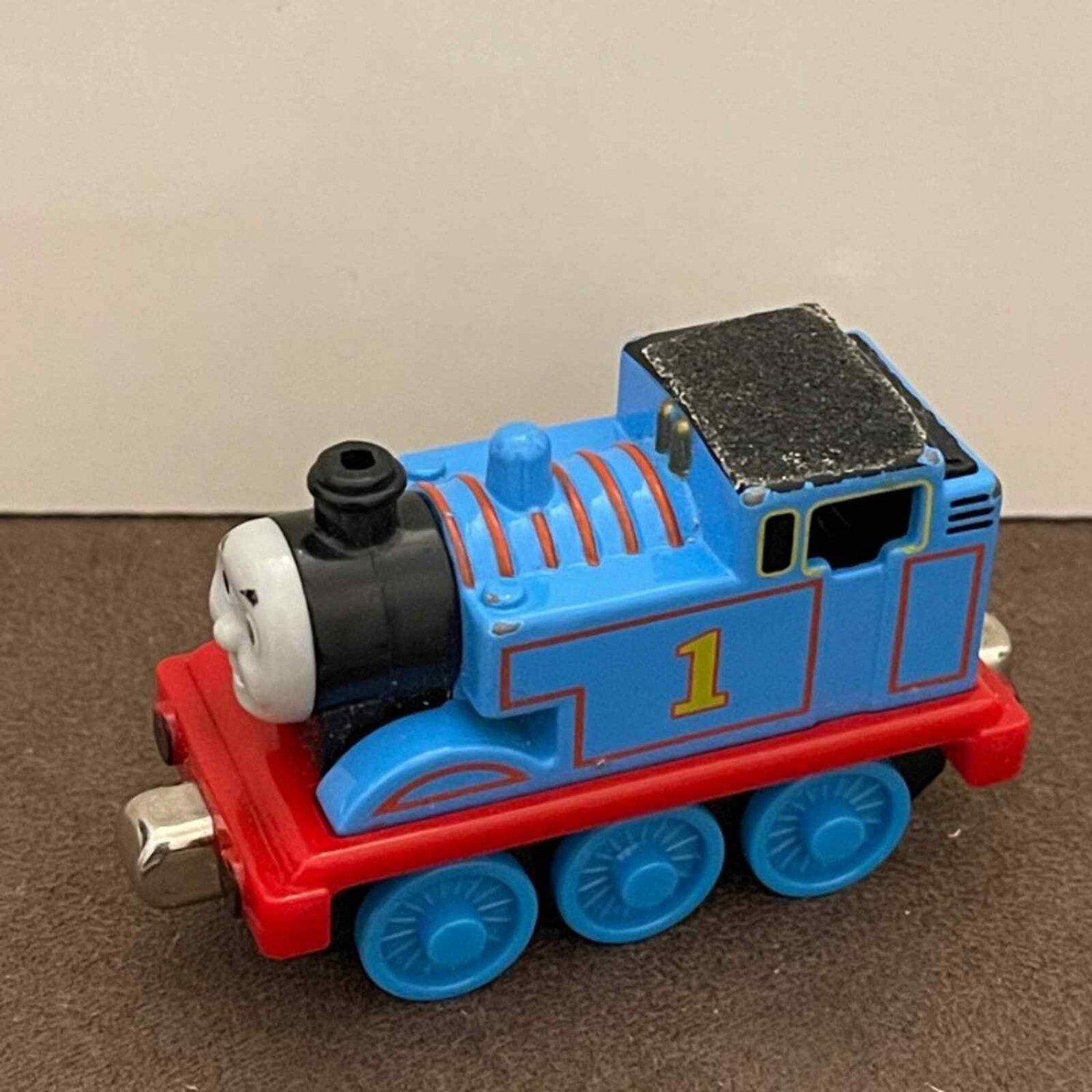 2000 Mattel Thomas & Friends #1 Thomas Blue Engine Die-cast Magnetic ...