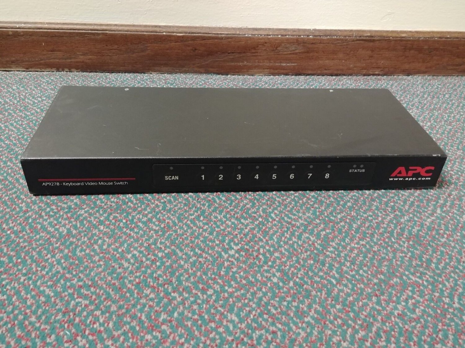 APC Keyboard Video Mouse Switch AP9278