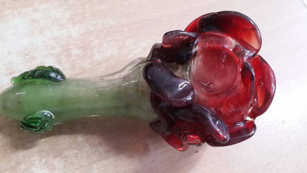 Rose Shaped Hand-made Collectible Glass Pipe
