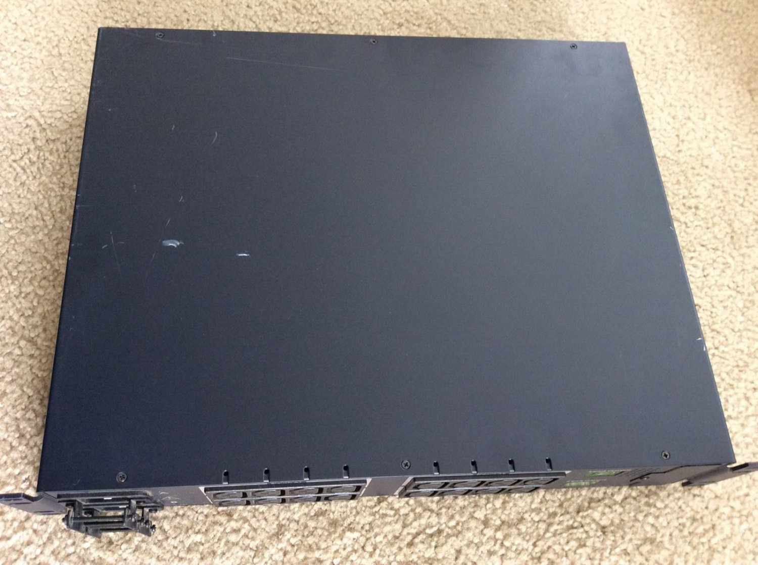 Server Technology Fail-Safe transfer switch, metered, Model C-16HF2-C20 ...