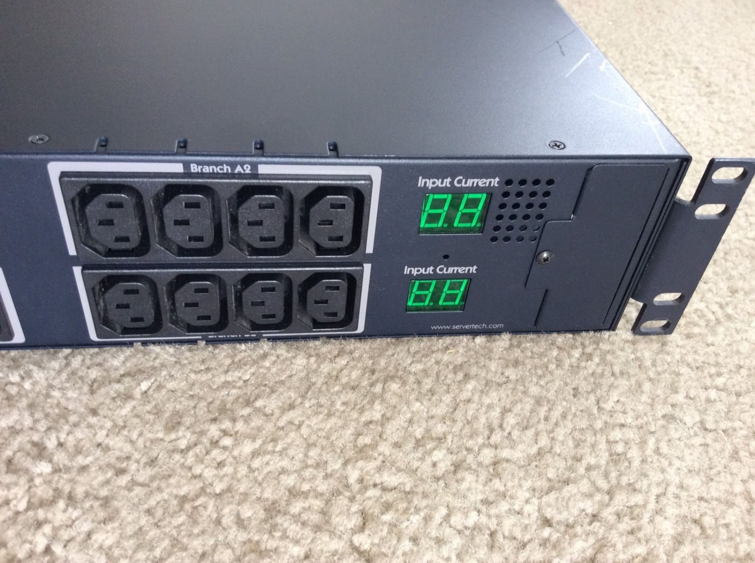 Server Technology Fail-Safe transfer switch, metered, Model C-16HF2-C20 ...