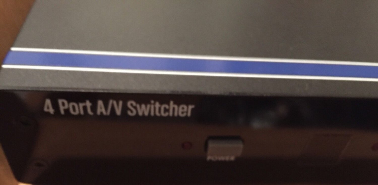 Converge AV RoHS Compliant 4 Port A/V Switcher StarTech VS410RVGAA EV394