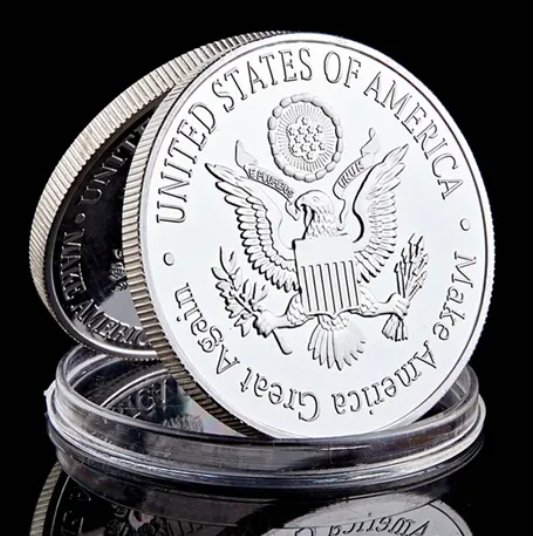 US President Donald Trump Gold/Silver Trump Tower Make America Great ...