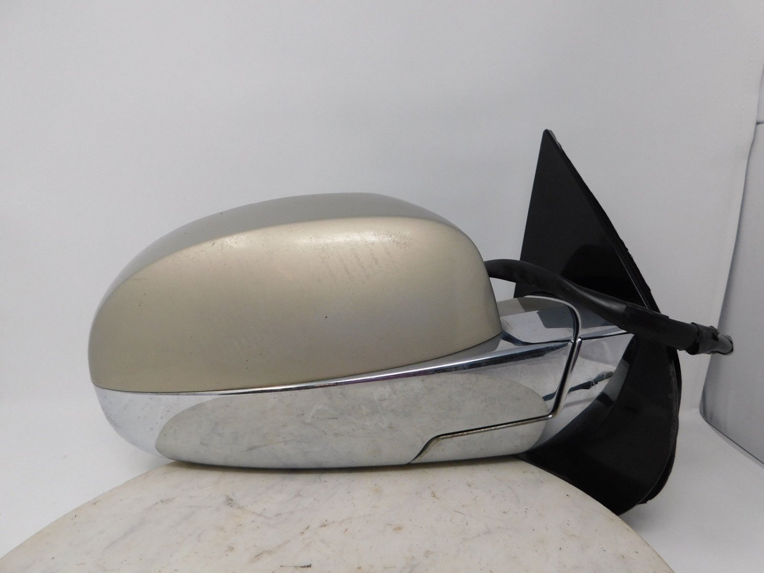 2007-2008 Cadillac Escalade EXT Passenger Side Power Mirror Side View ...