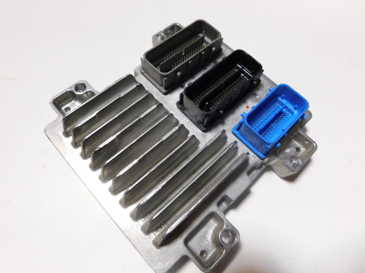 2012-2015 Chevy Cruze Engine Control Module Computer ECM ECU EBX ...