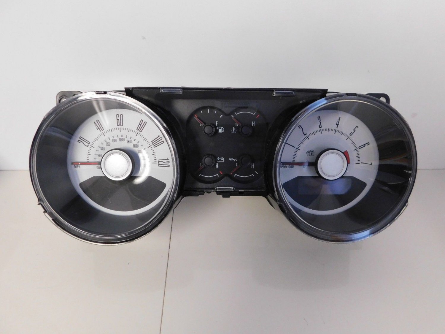 2010 Ford Mustang Coupe V6 Speedometer Instrument Cluster Dash 46K MPH OEM