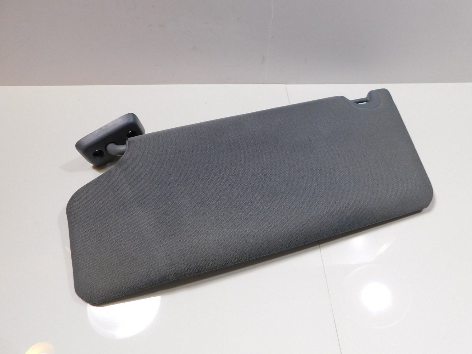2010-2014 Ford F150 F-150 150 Driver Sunvisor Sun Visor OEM Gray