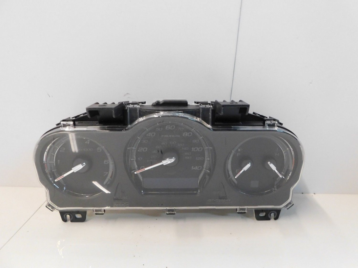 2011 2012 Ford Taurus SHO Sedan Speedometer Instrument Cluster Gauges ...