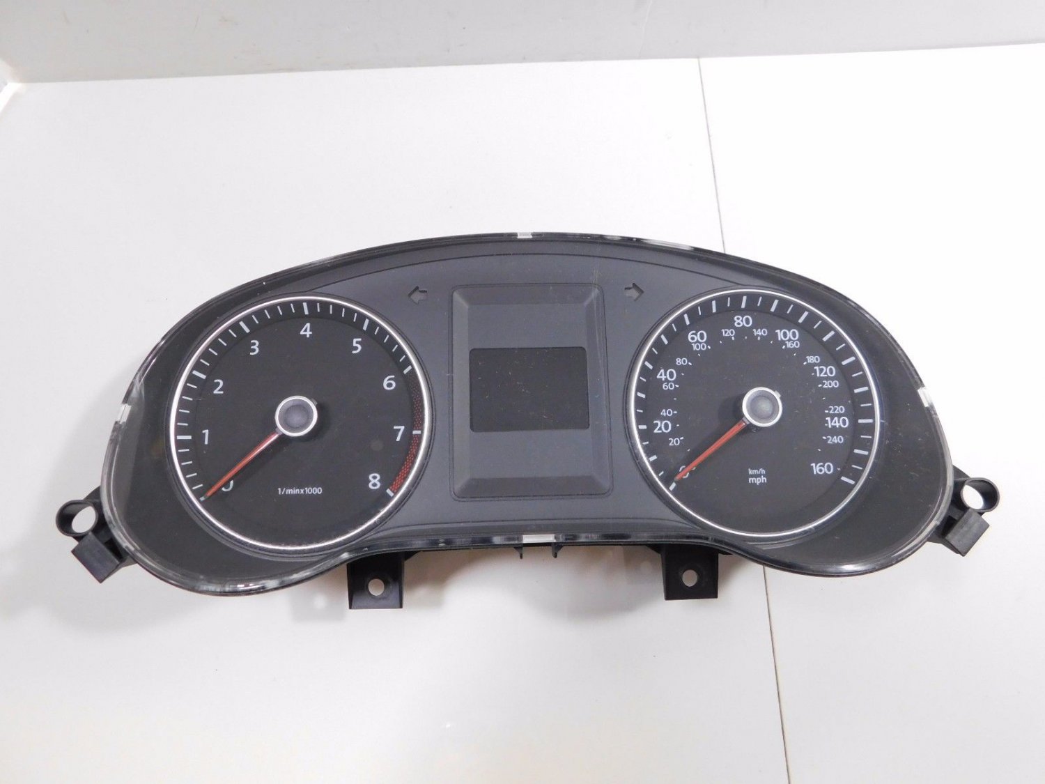 2011-2014 Volkswagen VW Jetta Sedan Speedometer Instrument Cluster 47K MPH