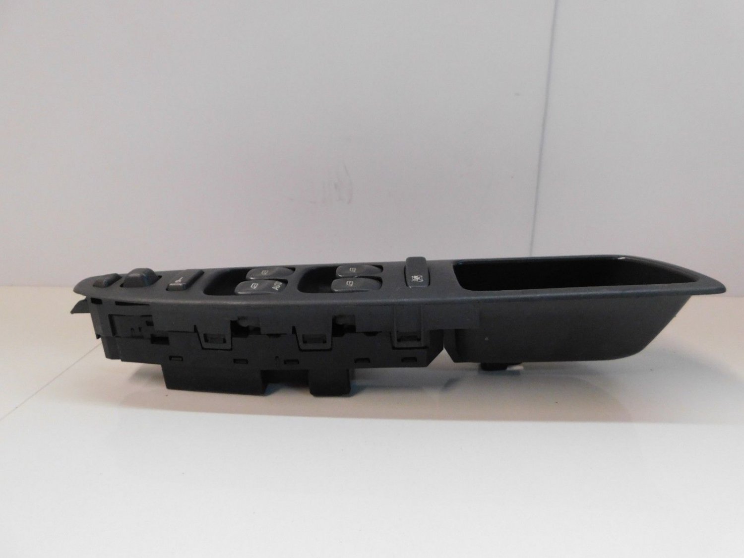2000 2001 2002 2003 2004 Volvo S40 1.9T Driver Master Power Window ...