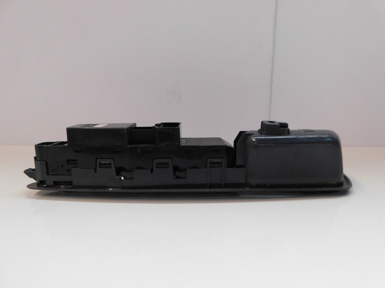 2000 2001 2002 2003 2004 Volvo S40 1.9T Driver Master Power Window ...
