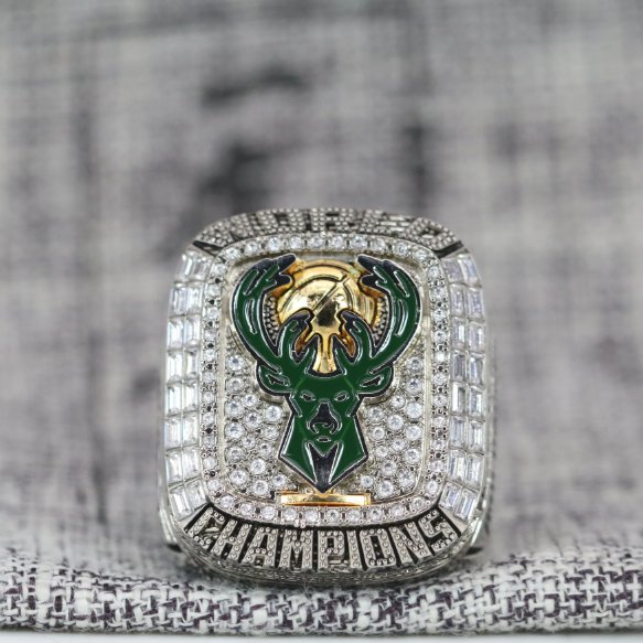 2021 Milwaukee Bucks Championship Ring