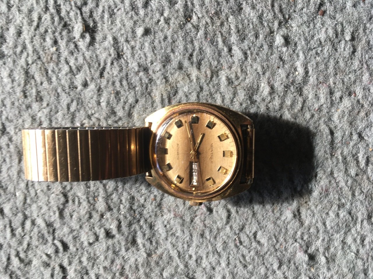 VINTAGE CALENDAR 1970'S MEN'S MONTIQUE 17 JEWELS SWISS AUTOMATIC WATCH ...