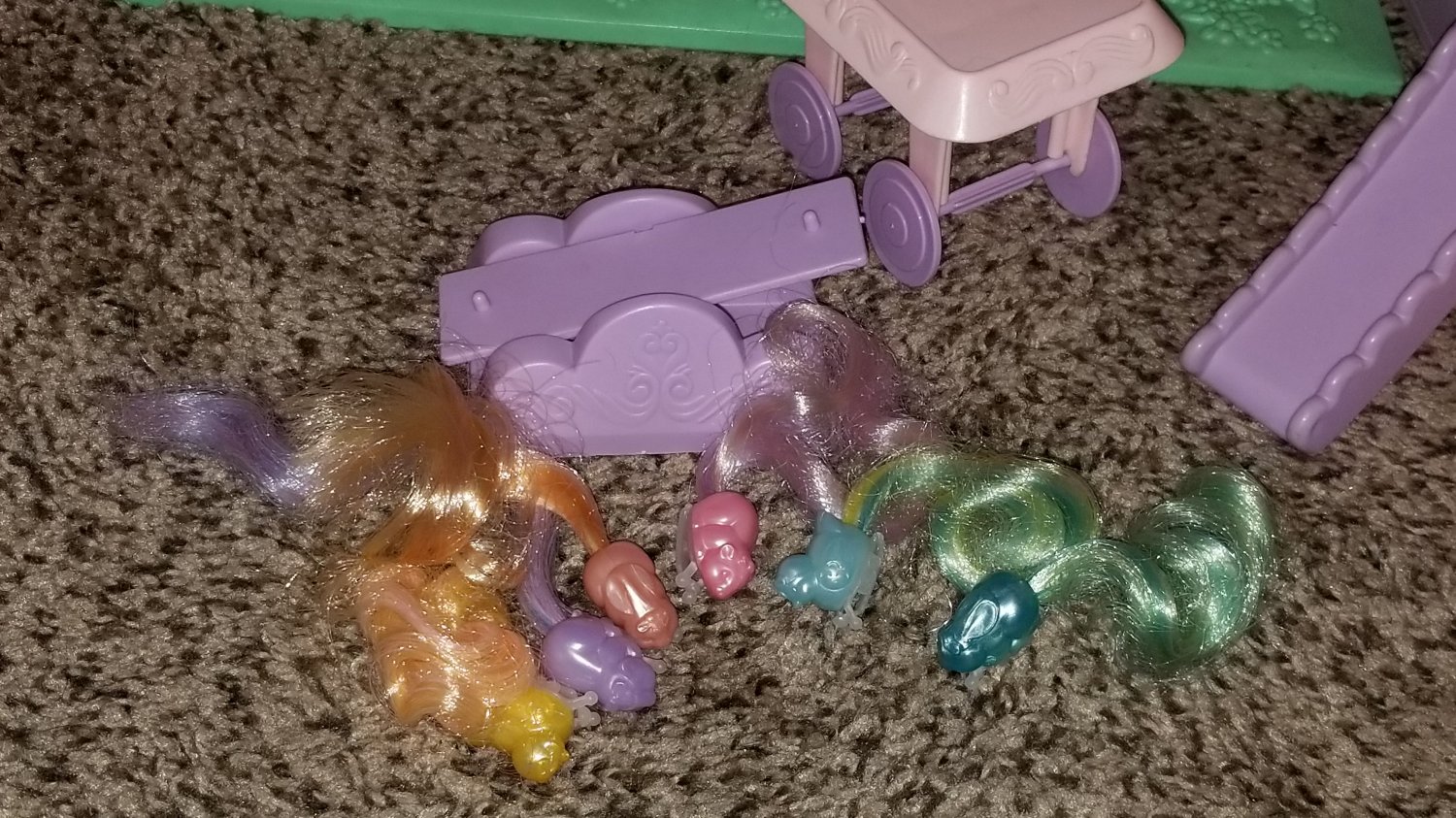 TCFC Vintage Lady Lovely Locks: Castle w/ box & 6 pixie tails