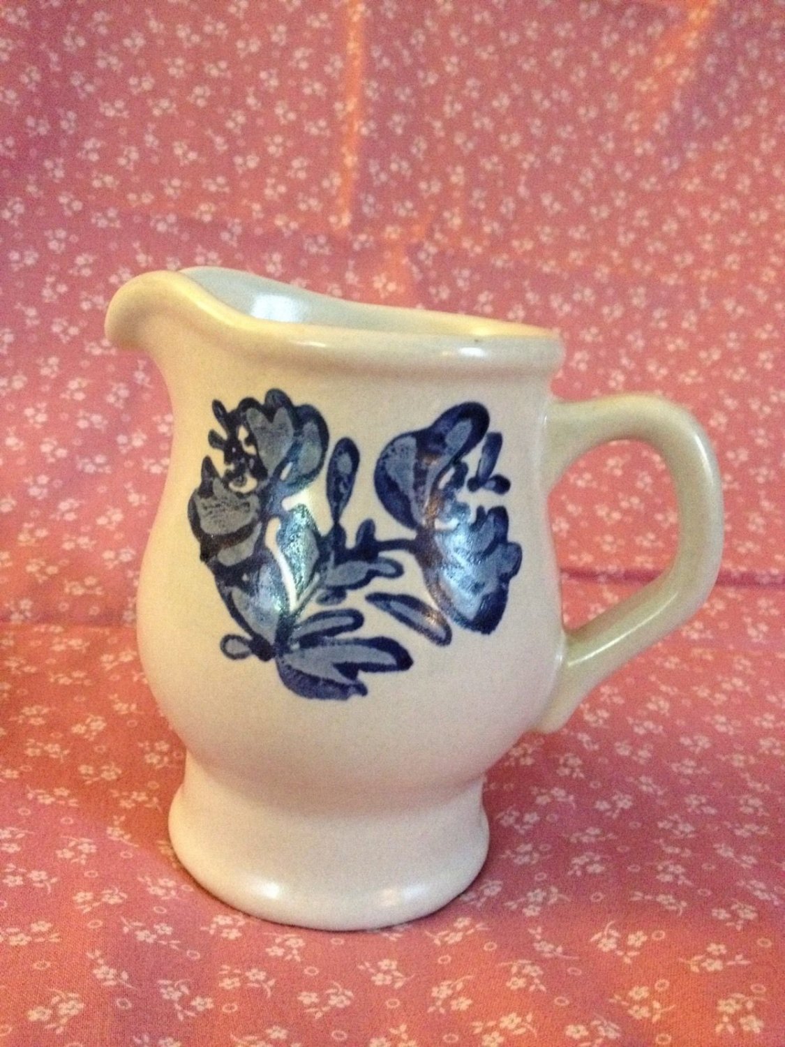 PFALTZGRAFF YORKTOWNE Creamer Cream Pitcher Gray w/ Blue Flowers Floral 24Y