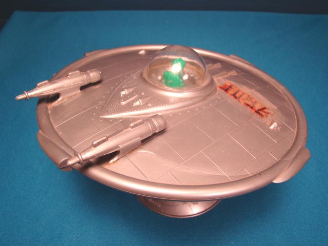 Lindberg Products Flying Saucer toy model kit alien outer space ship ...