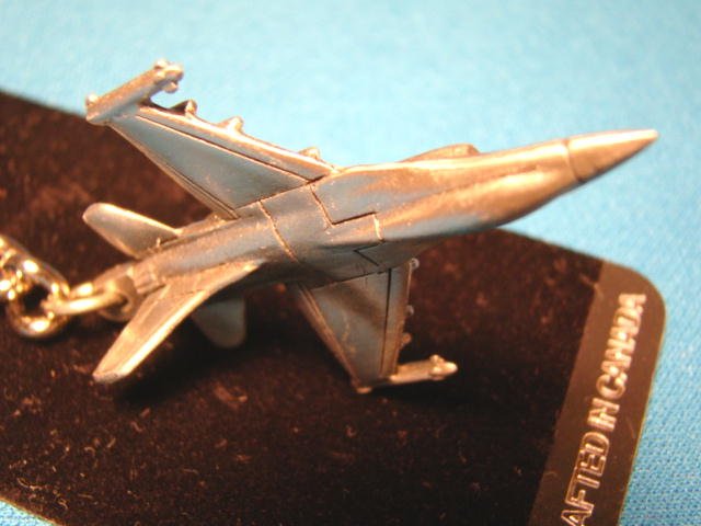 Pewter F-16 Fighting Falcon jet fighter airplane keychain military ...