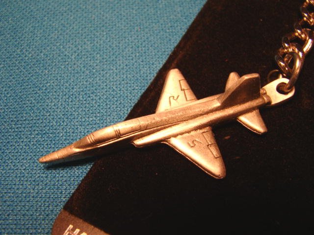 Pewter T-38 Talon supersonic jet trainer USAF airplane keychain ...