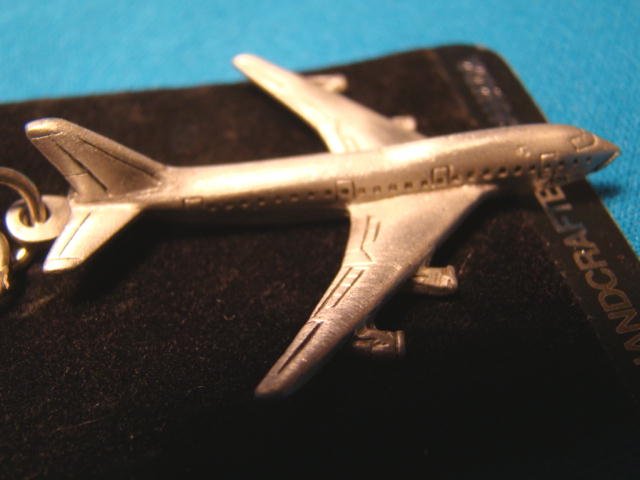 Pewter Boeing 747 airplane Jumbo Jet keychain commercial aircraft USAF ...