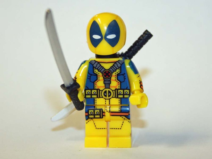 Deadpool Yellow and Blue X-Men Marvel minifigure Comic building toy figure