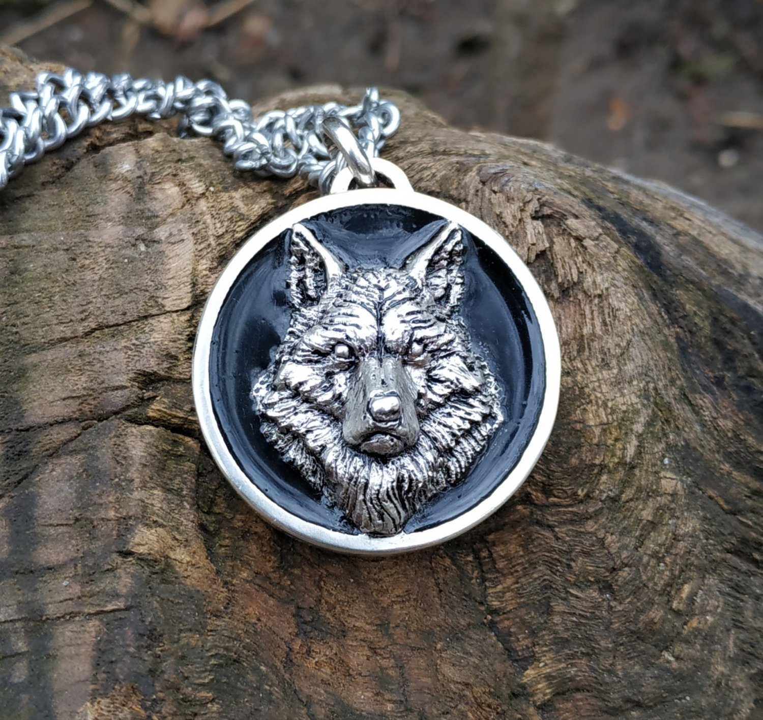 Realistic 3d metal wolf medallion necklace - canis lupus pagan charm ...