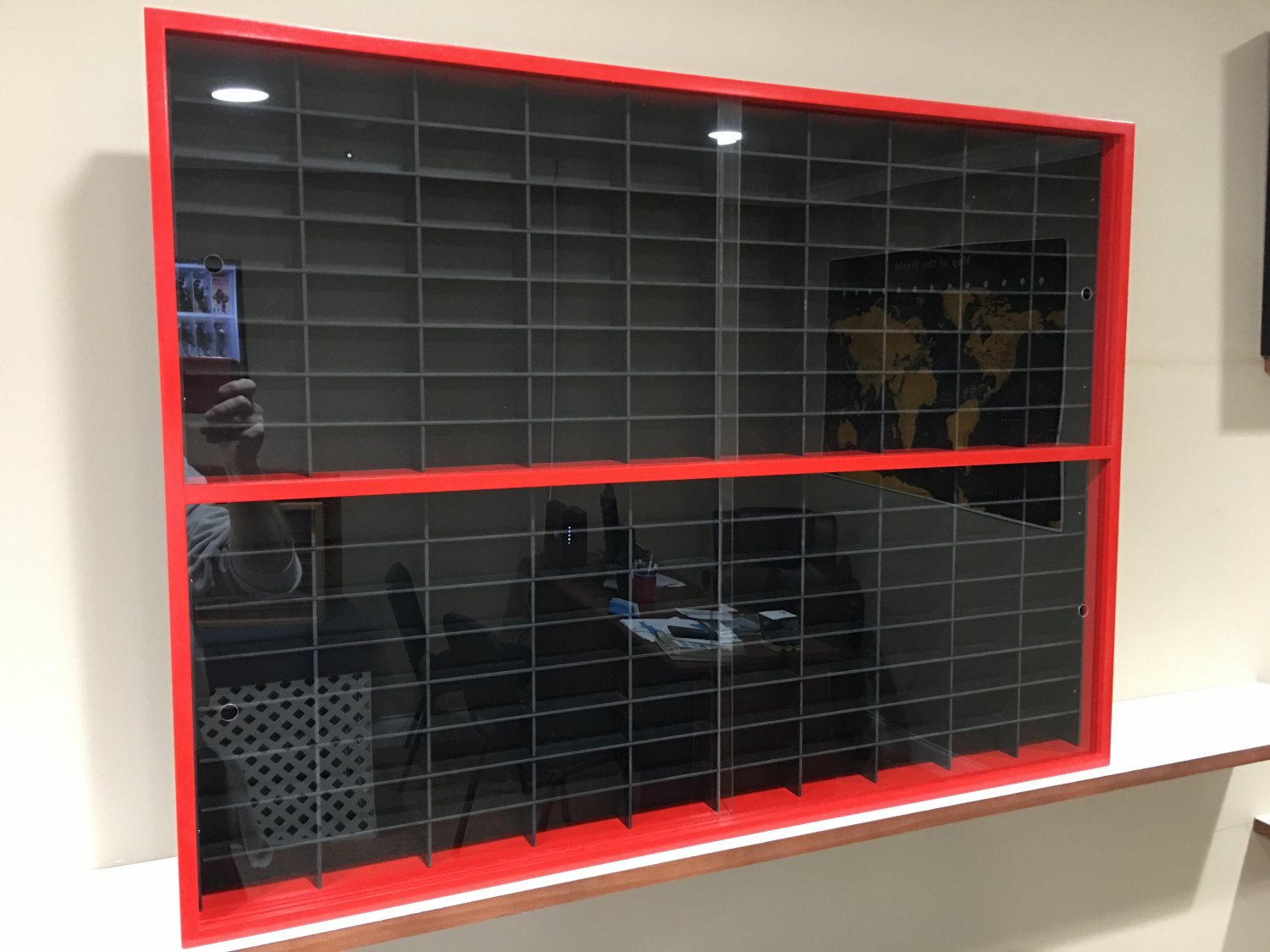 Display case cabinet for 1/64 diecast scale cars (hot wheels, matchbox ...