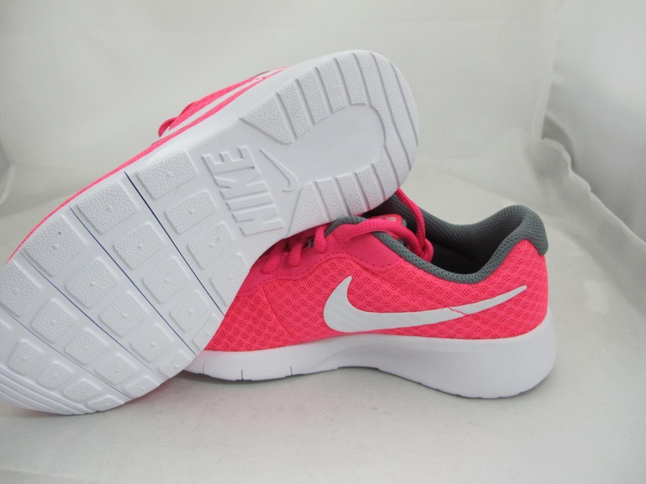 Brand New Nike Tanjuns Size 6Y 8 In Women 