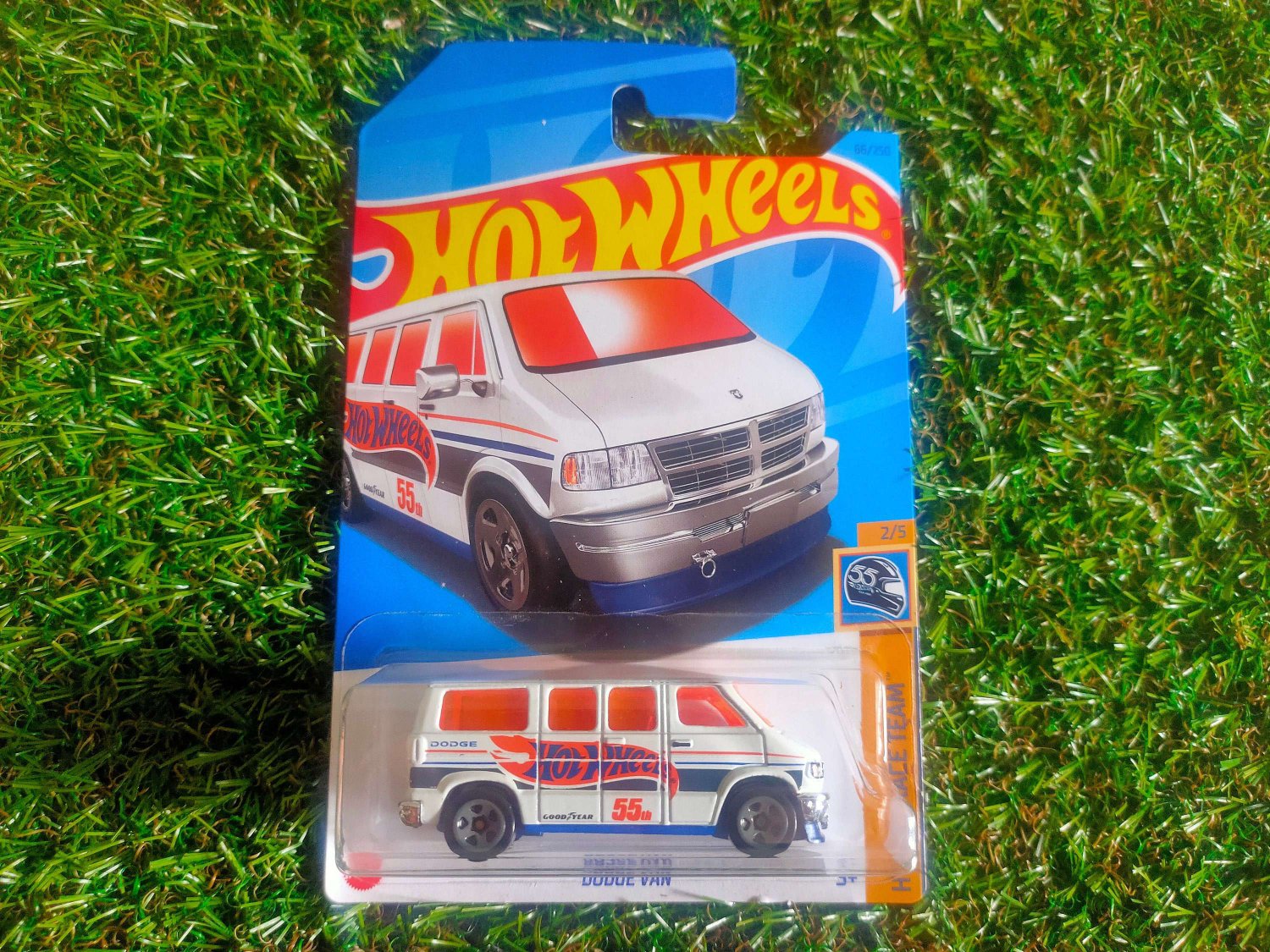 Hot Wheels Dodge Van