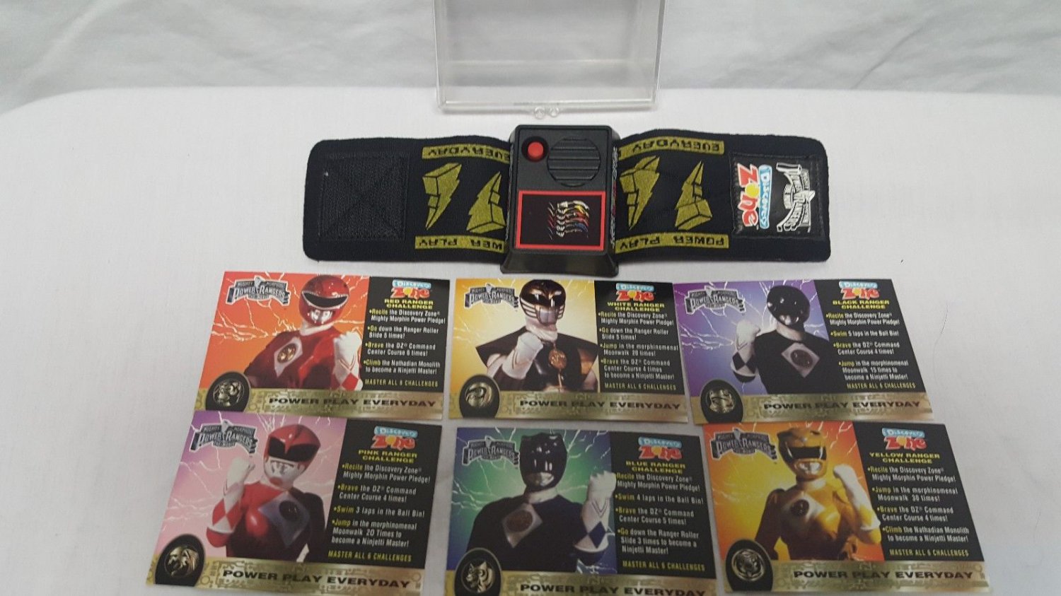 VERY RARE 1995 Power Rangers Discovery Zone Wrist Communicator Activator