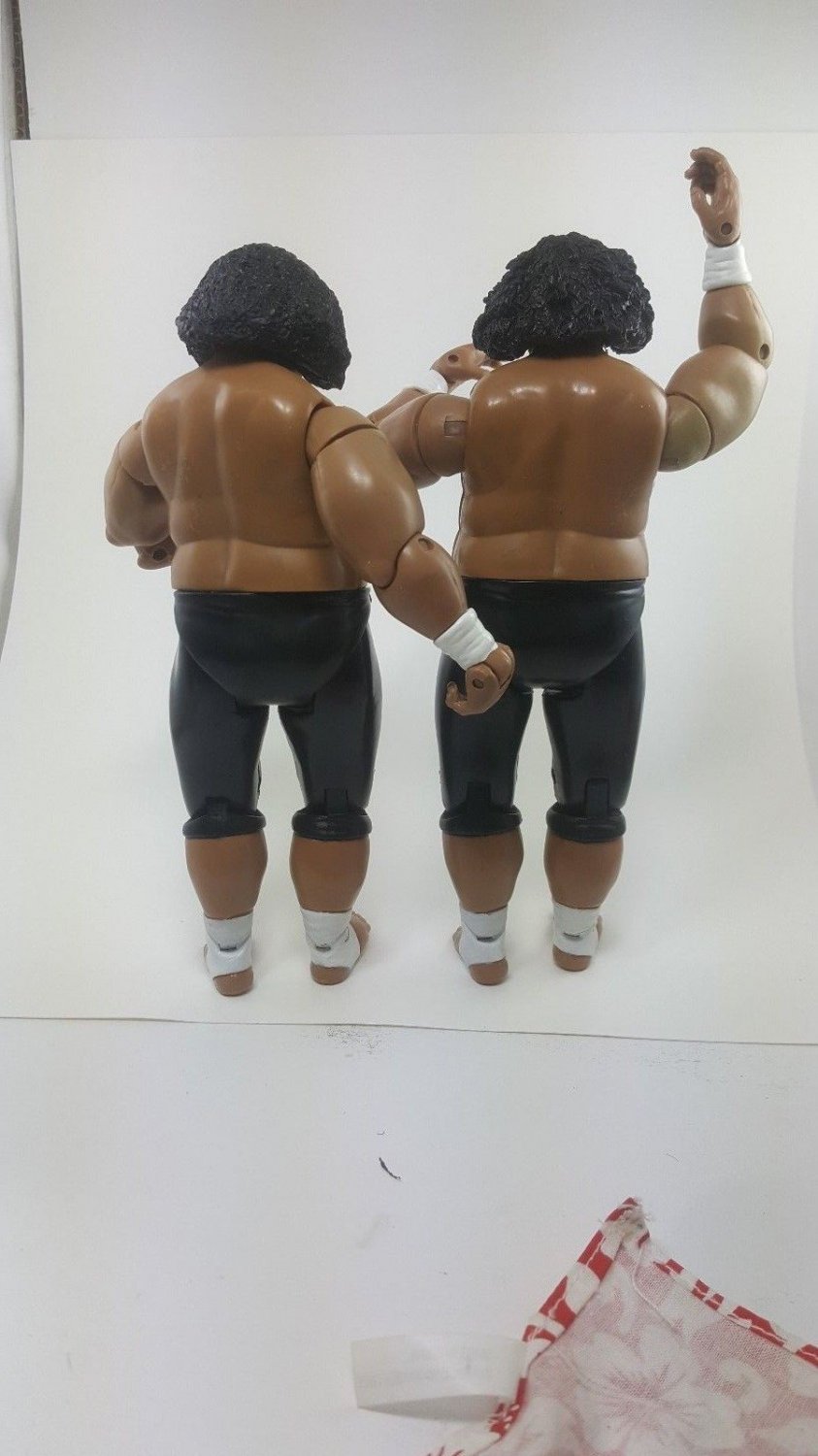 WWE Wild Samoans Classic Superstars Loose Lot of 2 Action Figure Jakks ...