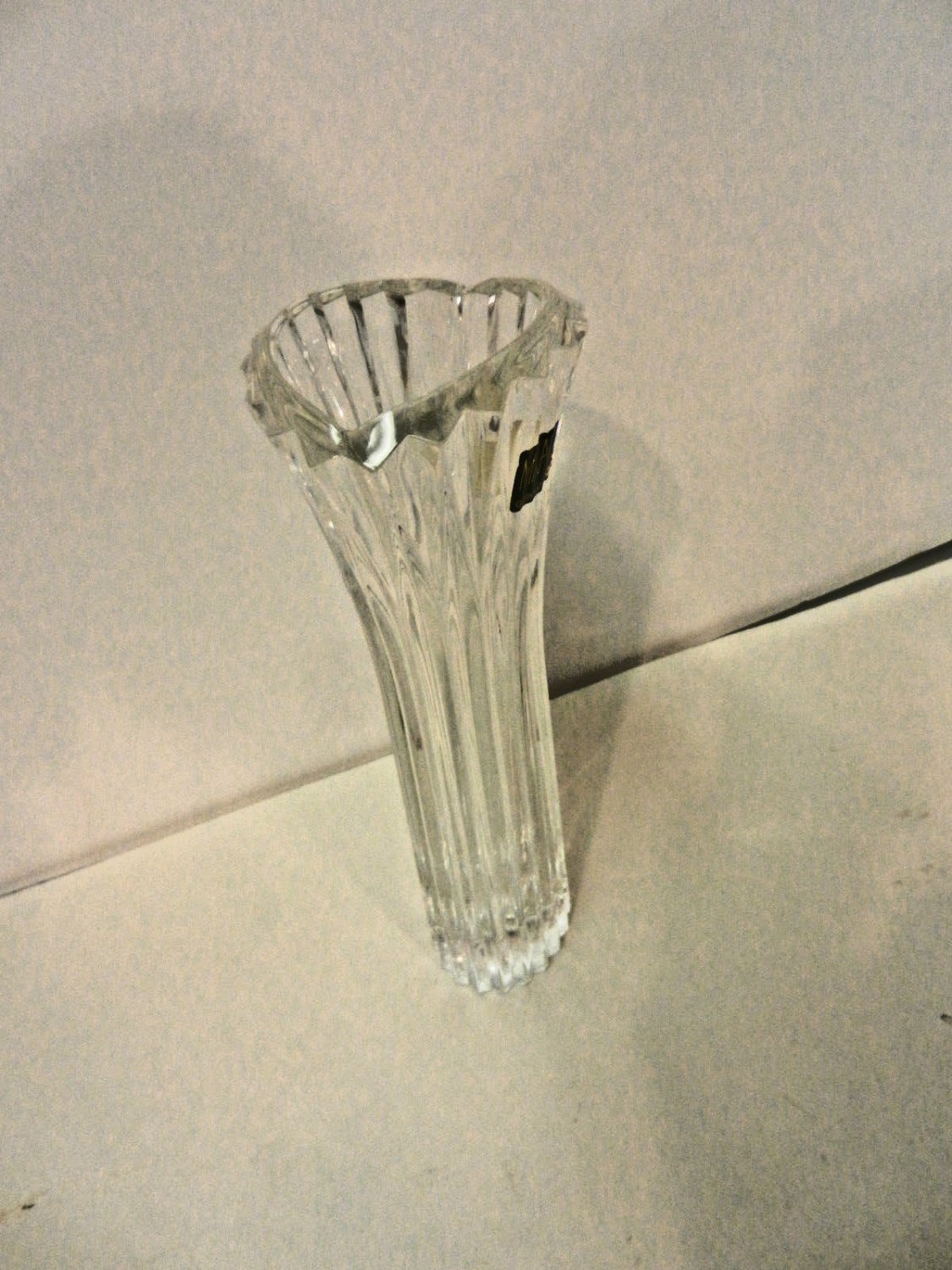 Pre Owned MIKASA GERMANY 8" Crystal Bud Flower Vase