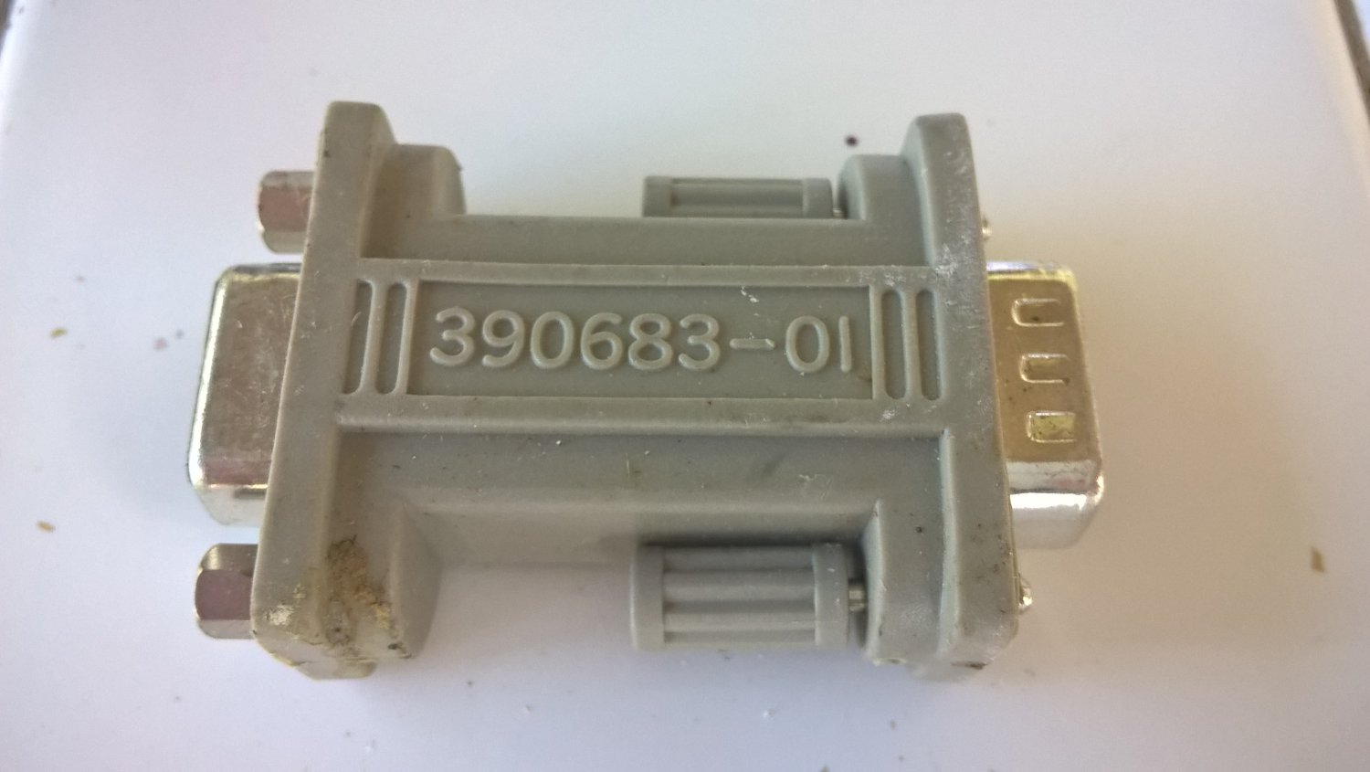 CGA/EGA to VGA Adapter DB9M to DB15F, Commodore Amiga 390683-01