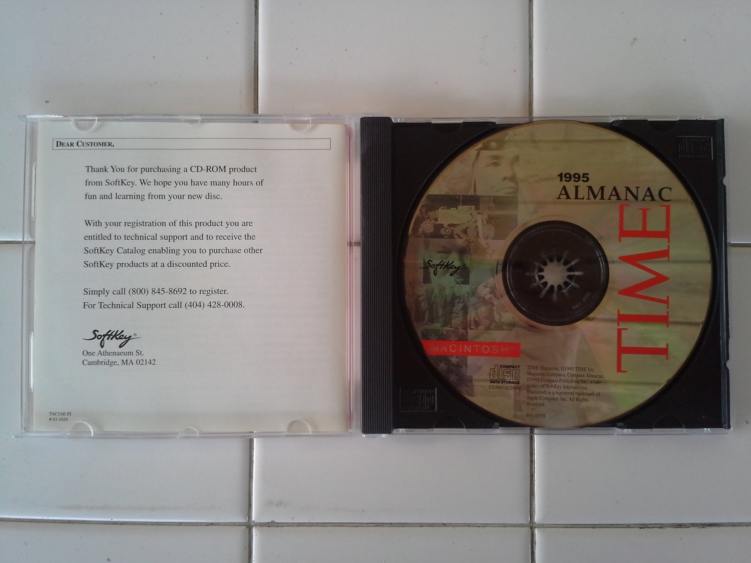 1995 Almanac By Time Magazine For Mac, Macintosh CD-ROM