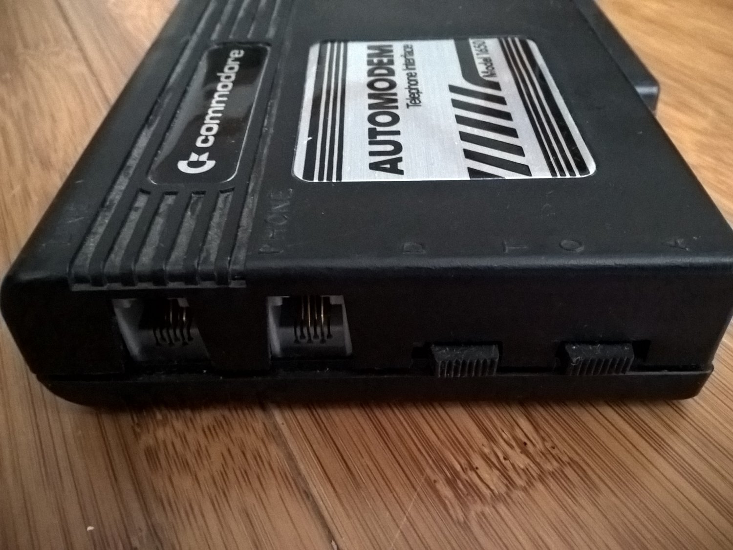 Commodore 1650 AutoModem For 64/128, 300 Baud Modem