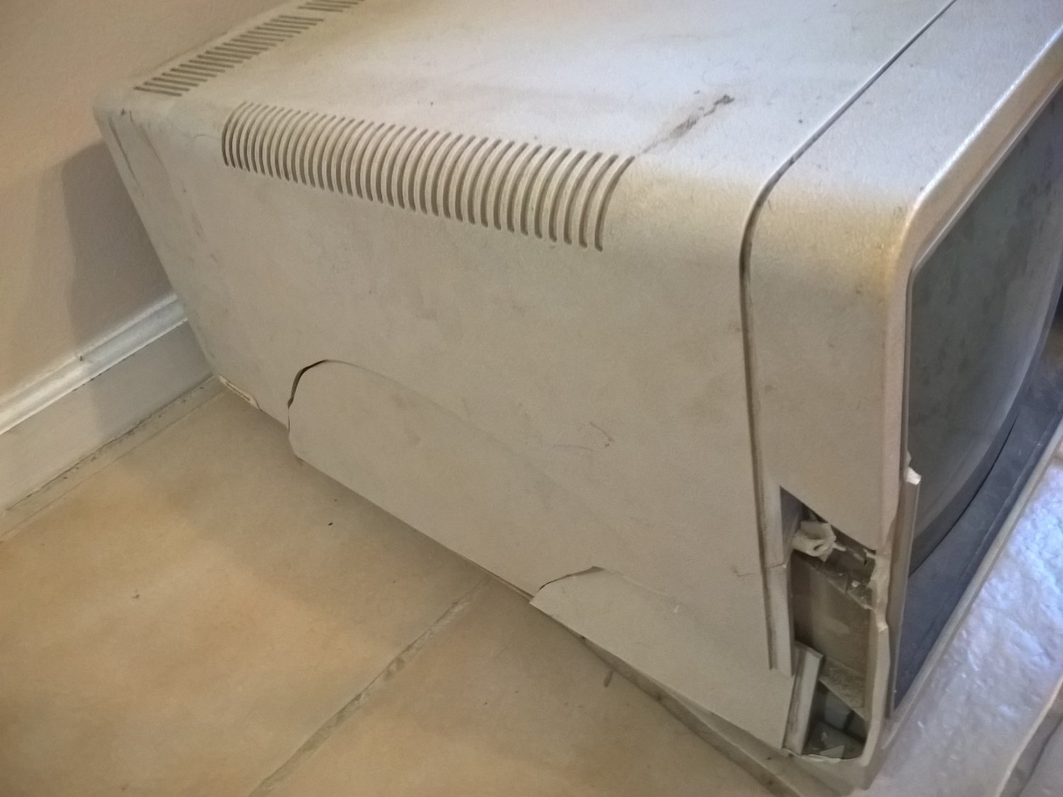 TRS-80 Model 16B W/ 15MB Hard Drive, Tandy Radio Shack (As-Is)