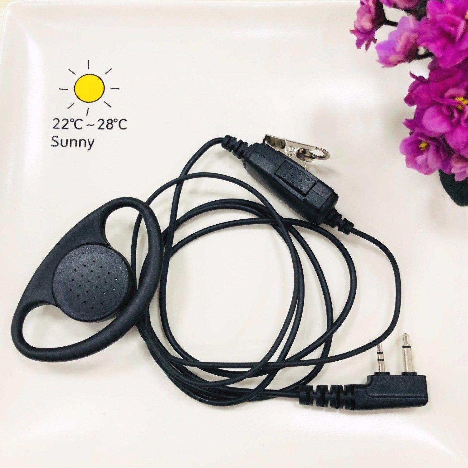 D Style Shape Earpiece mic For ICOM IC-F3230 IC-F4230 DT/DS Portable Radios