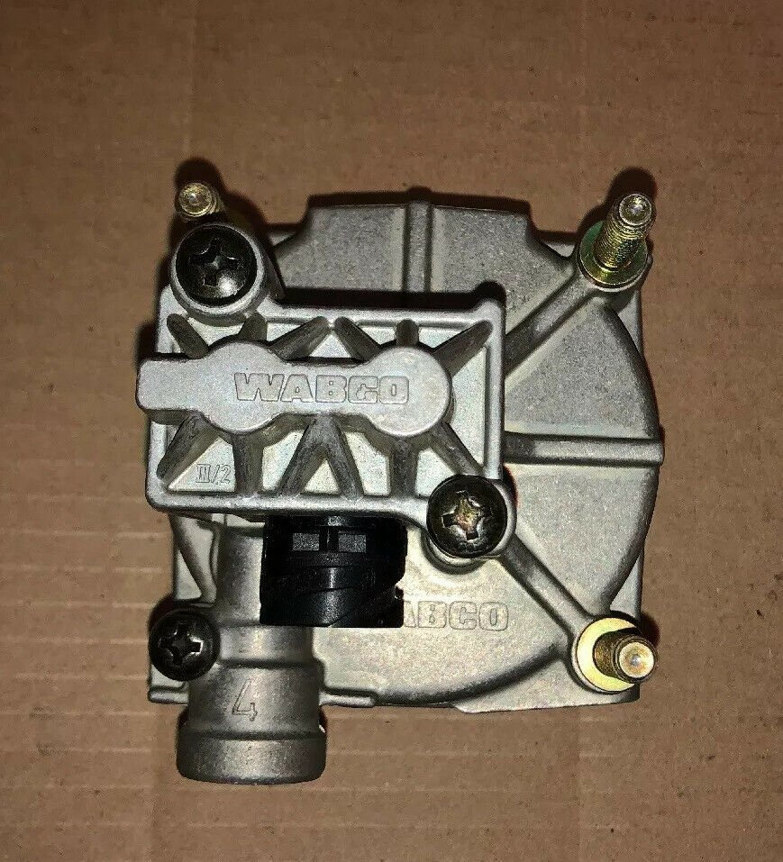 Genuine Meritor Wabco Trailer ABS Relay Valve S472 195 033 0